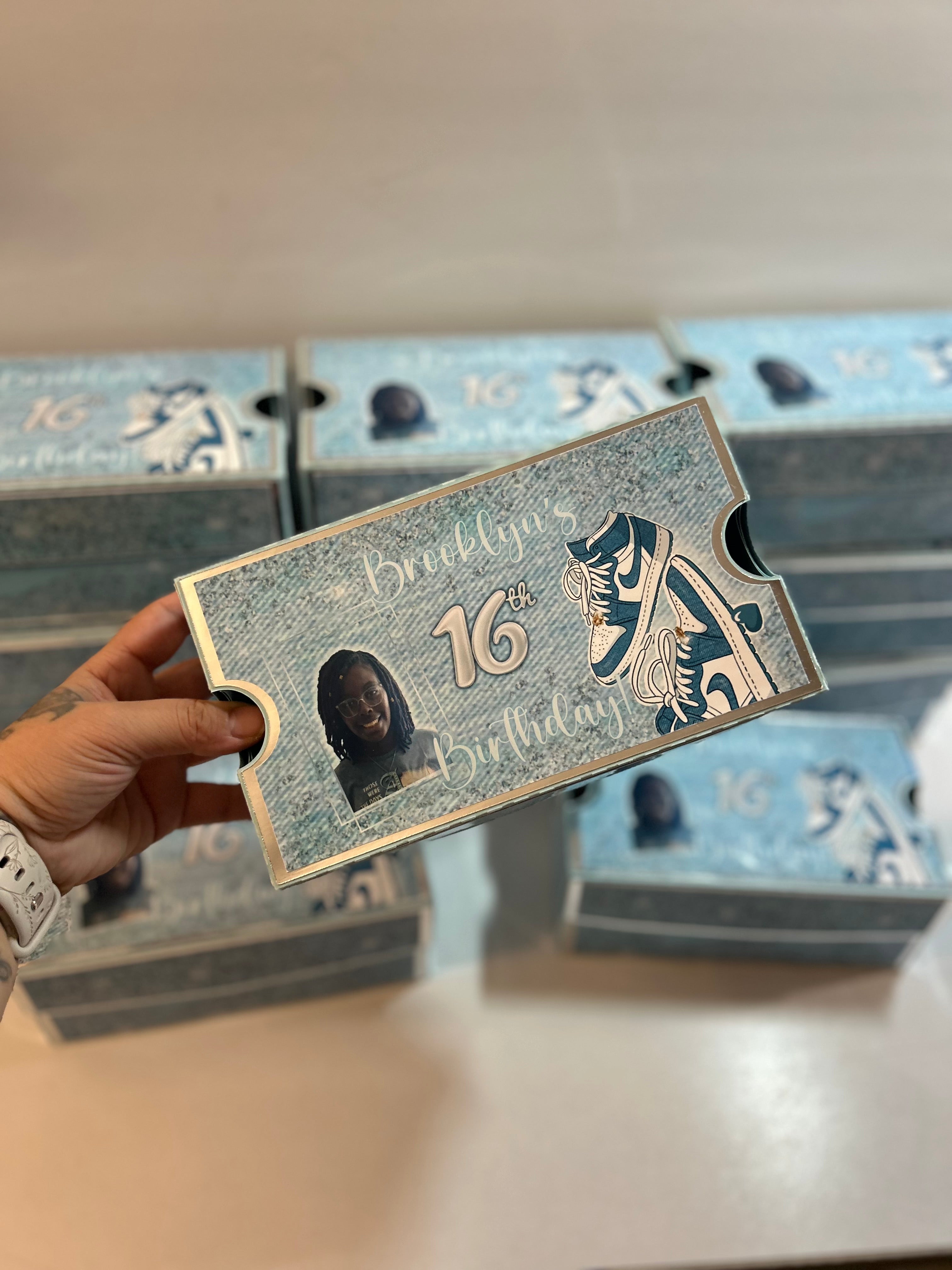 Shop Custom Sneaker Boxes – Lynnscreationsx